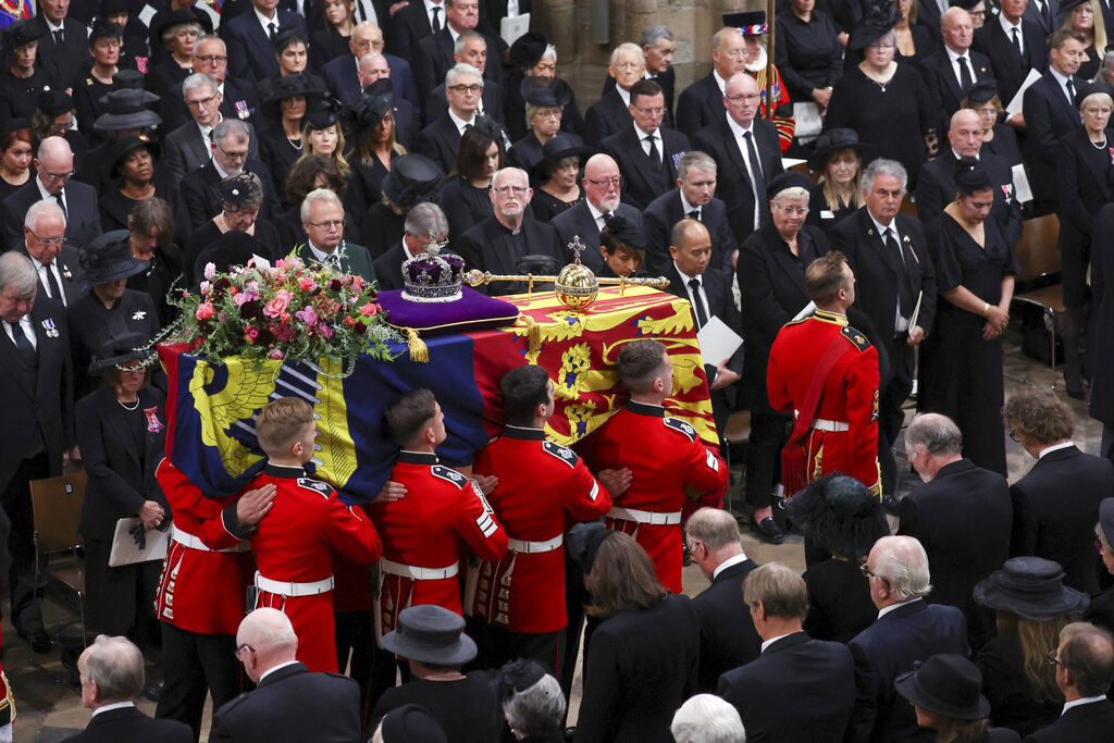 Queen Elizabeth II mourned at funeral by Britain and world | News, Sports, Jobs - The Intelligencer